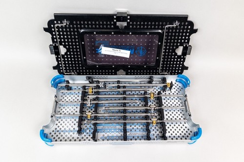 Medtronic Mazor X Stealth Robotic Guidance System - Available at Simon ...