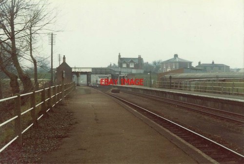 PHOTO REEDHAM RAILWAY STATION EX-GER REEDHAM RAILWAY STATION 04/76 | eBay