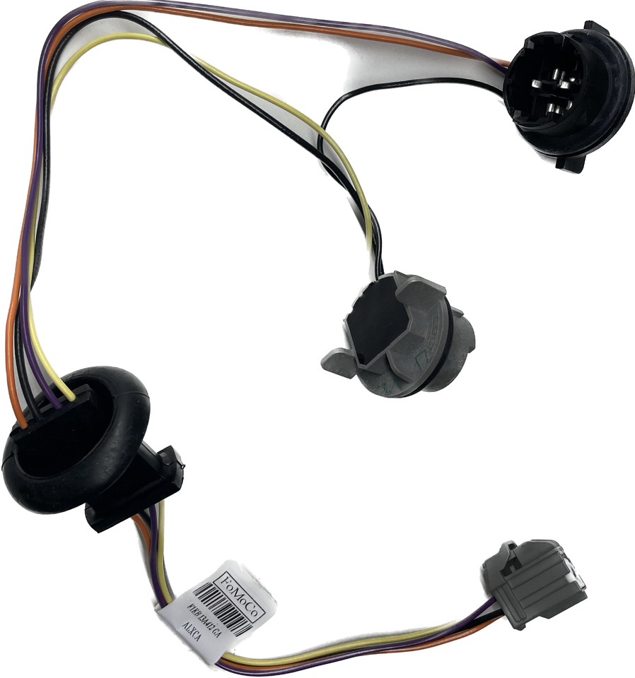 2015-2018 Ford Focus Sedan Tail Light Lamp Socket Wire Harness ON BODY ...