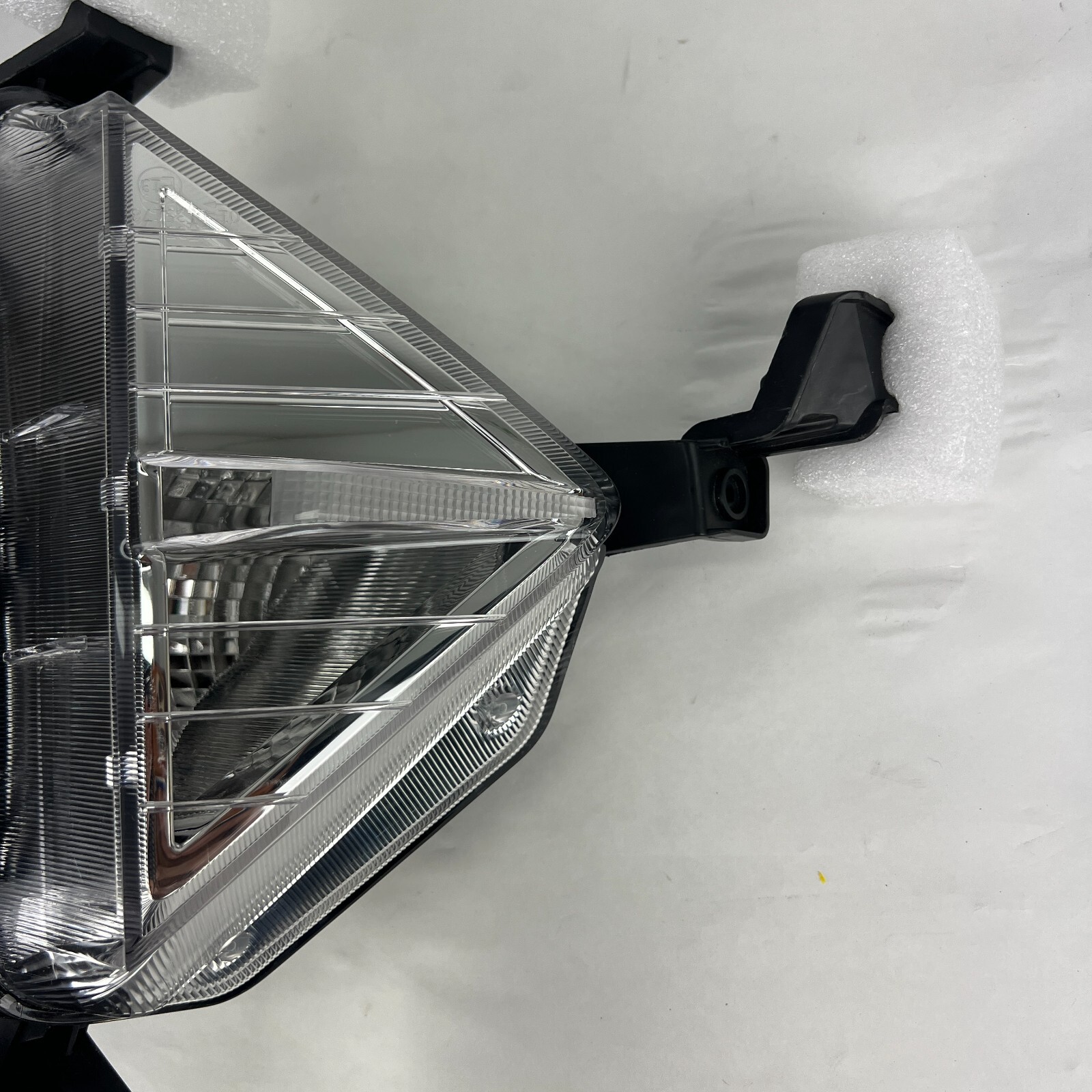 OEM 2019 2020 Hyundai Elantra Front Left Turn Signal Lamp Fog Light ...