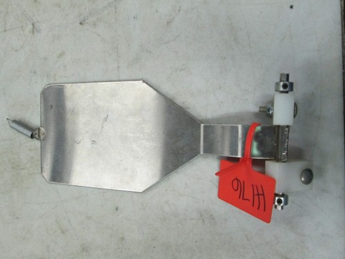 Hinge Mounted Stainless Steel Paddle 6"x13-1/2" Nylon Hinge Supports ...