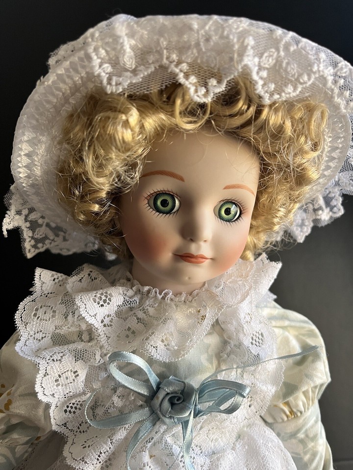 RARE Beautiful Vintage 1992 Anco Merchandise Co. Porcelain Doll w/Stand ...