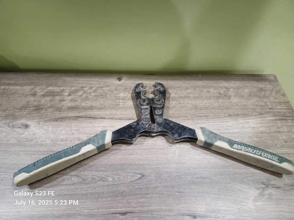 Master force 1/2 And 3/4 PEX Crimp Tool Masterforce Plumbing Tool works ...