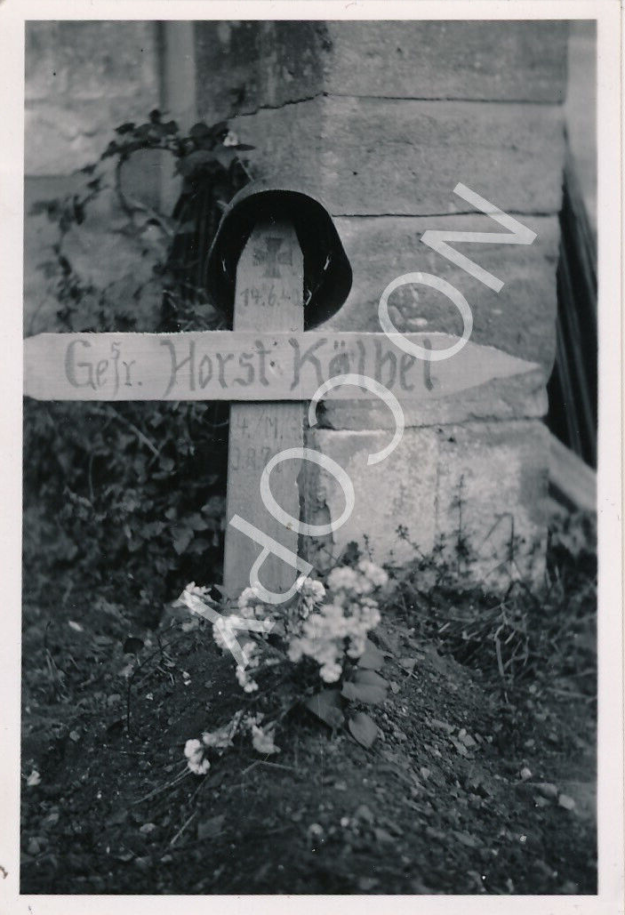 Foto WK2 - 1940 Frankreich Grab Gefr. Kölbel X85 | eBay