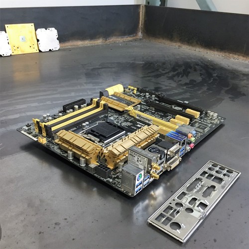 Asus Intel Z87-PRO Intel Z87 LGA1150 DDR3 HDMI ATX Motherboard + I/O ...