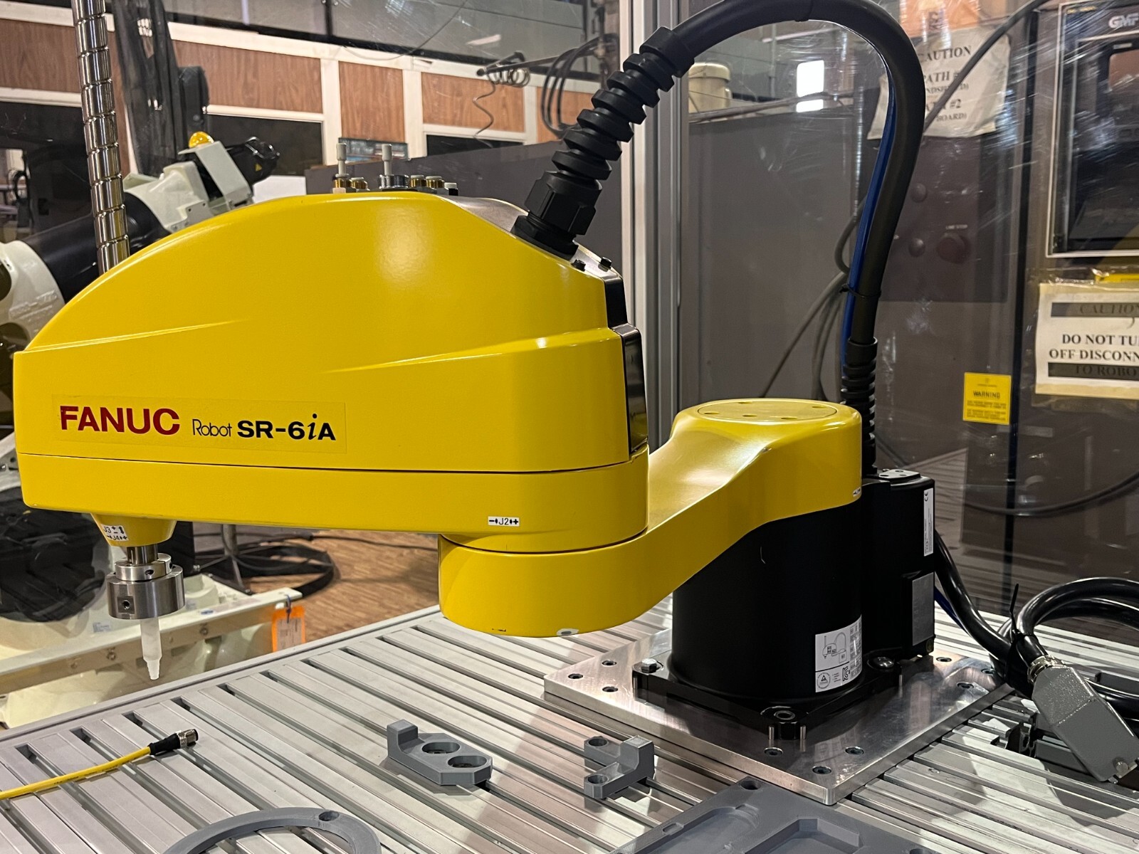 Demo Fanuc SR6-iA Scara Robot (6 kg payload, 650mm reach) | eBay
