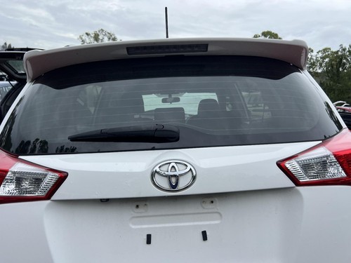 TOYOTA RAV4 REAR GARNISH TAILGATE GARNISH (CENTRE), GX, XA40, 12/12-09/ ...