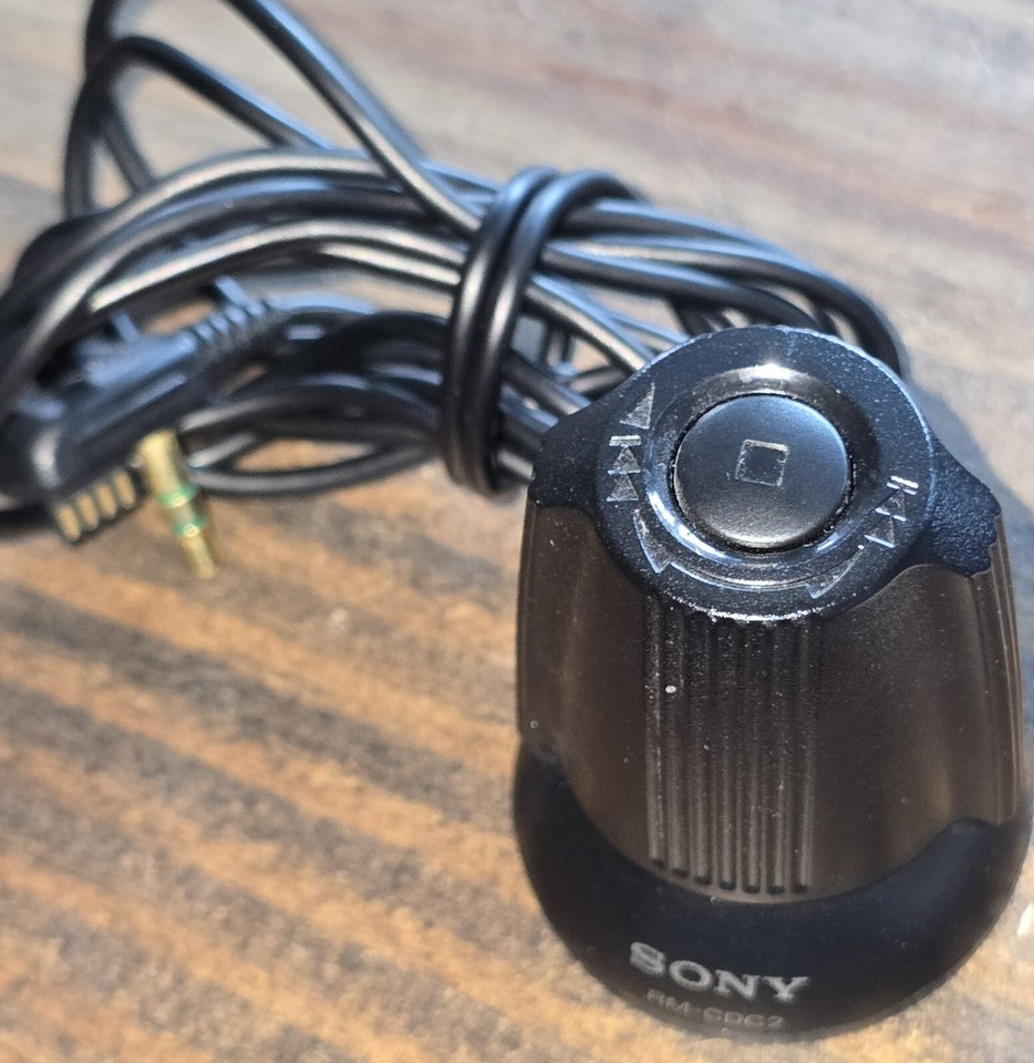 Original Sony RM-CDC2 Car CD Walkman Player Remote Control | eBay