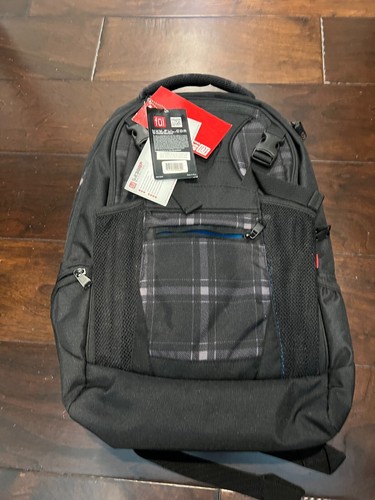 FUL Daypack Backpack with Laptop Sleeve in Black Gray Plaid 19" x 12" x ...