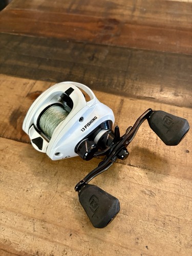13 FISHING Concept C2 RH Baitcasting Reel 7.5:1 | eBay
