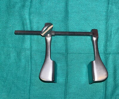 Orthopedic - Rib Spreader