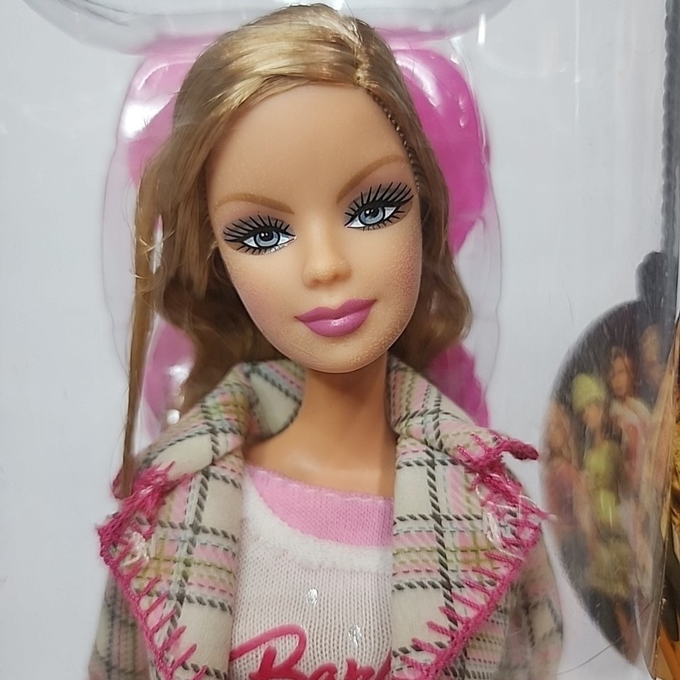 2005 Modern Trends Fashion Fever MIP 12" Barbie Doll Argyle Jacket ...