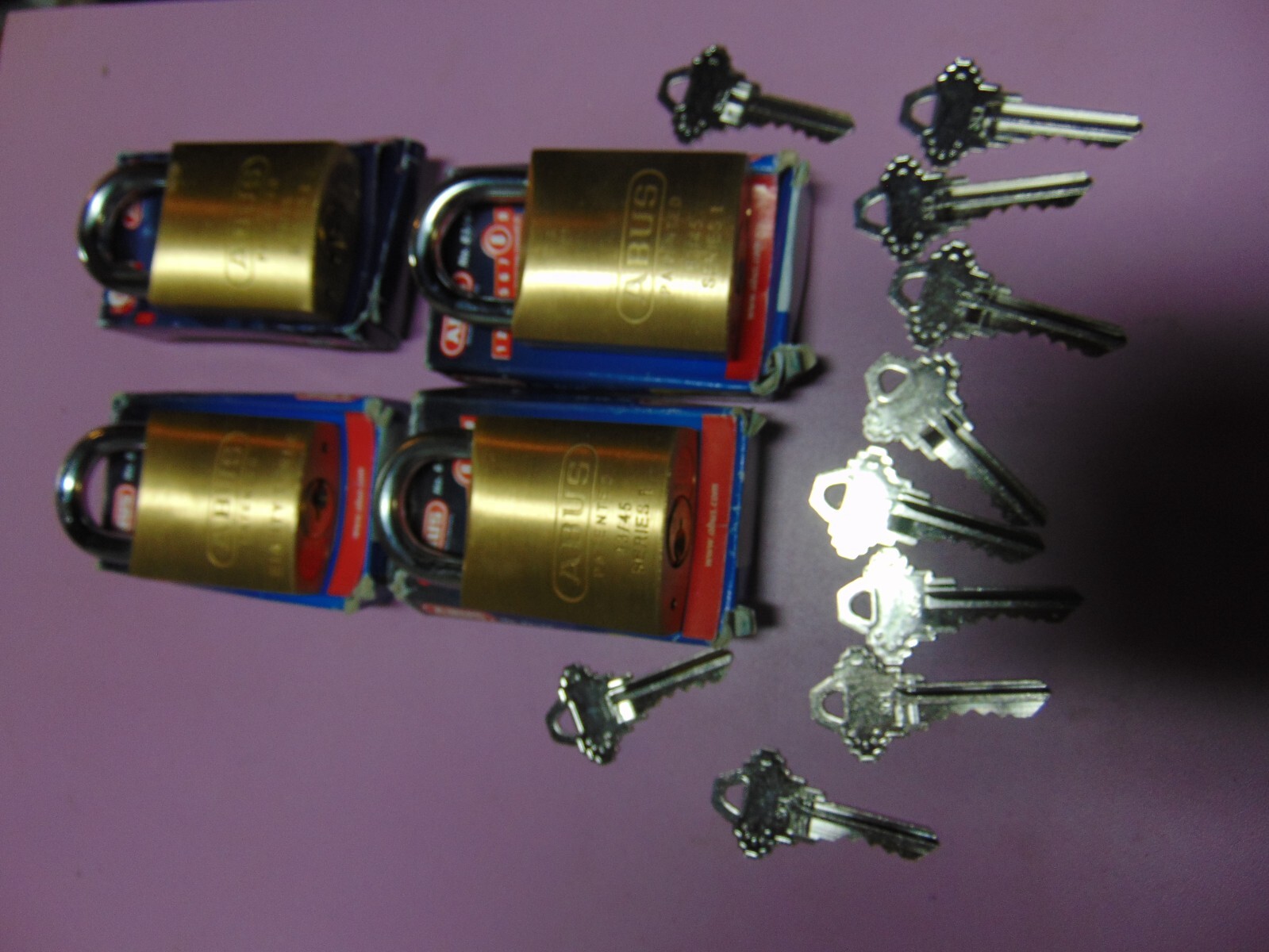 4 NEW ABUS SCHLAGE SC1 WITH 10 KEYS PADLOCK LOCKSMITH | eBay