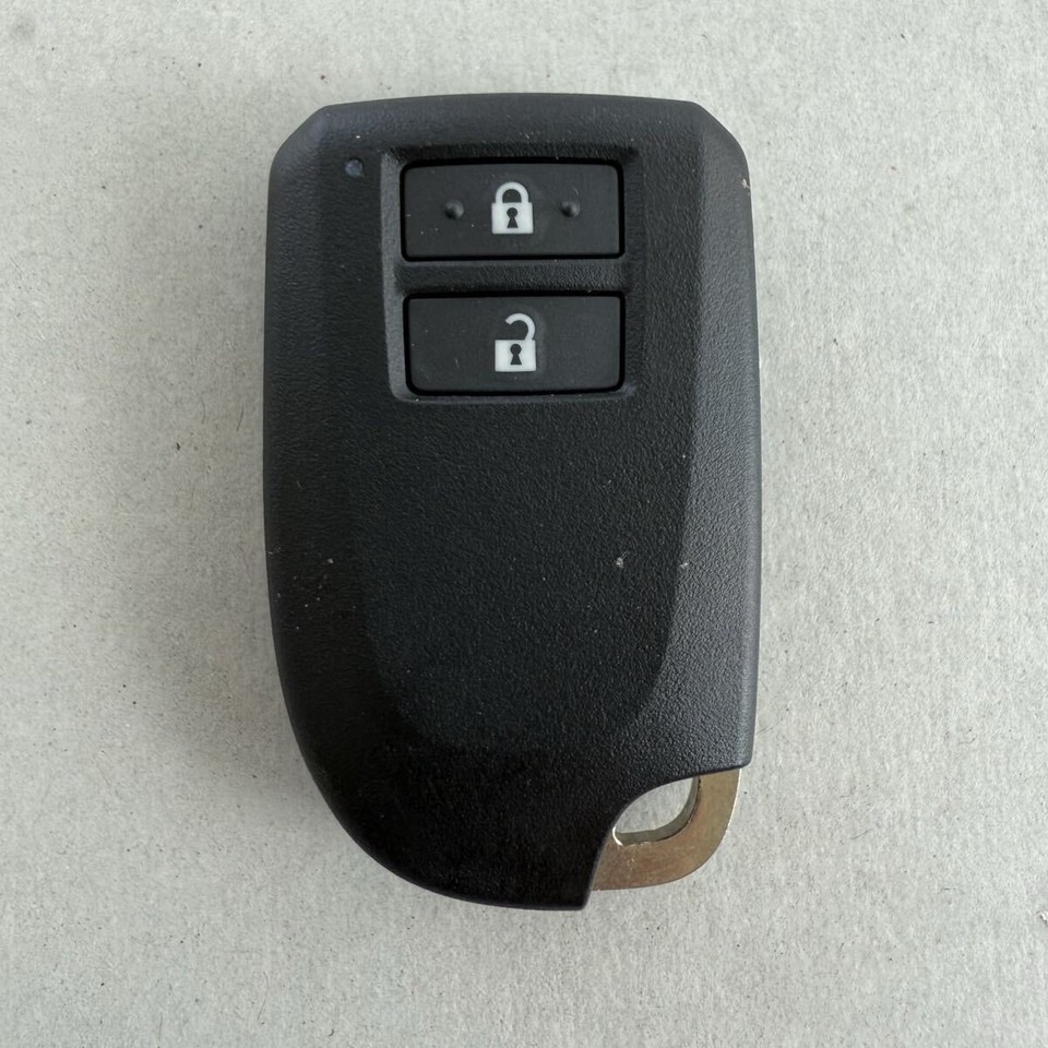 Toyota HiAce Regius Ace 200 Series Genuine Smart Key Used, Key Damage ...