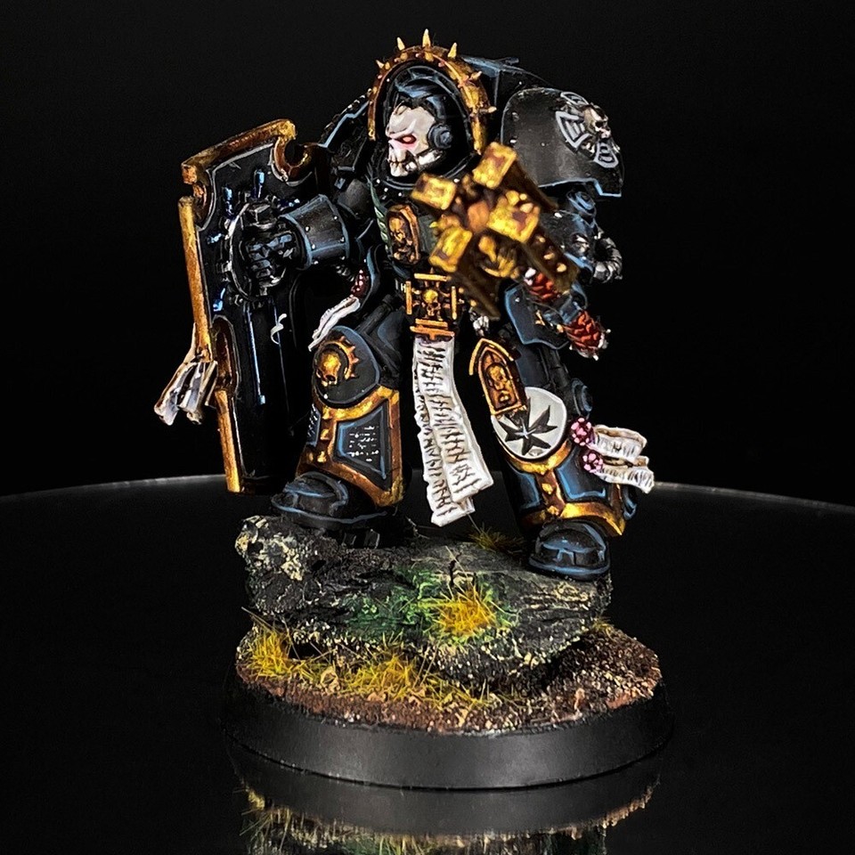 Black Templars Chaplain in Terminator Armour with Shield | eBay