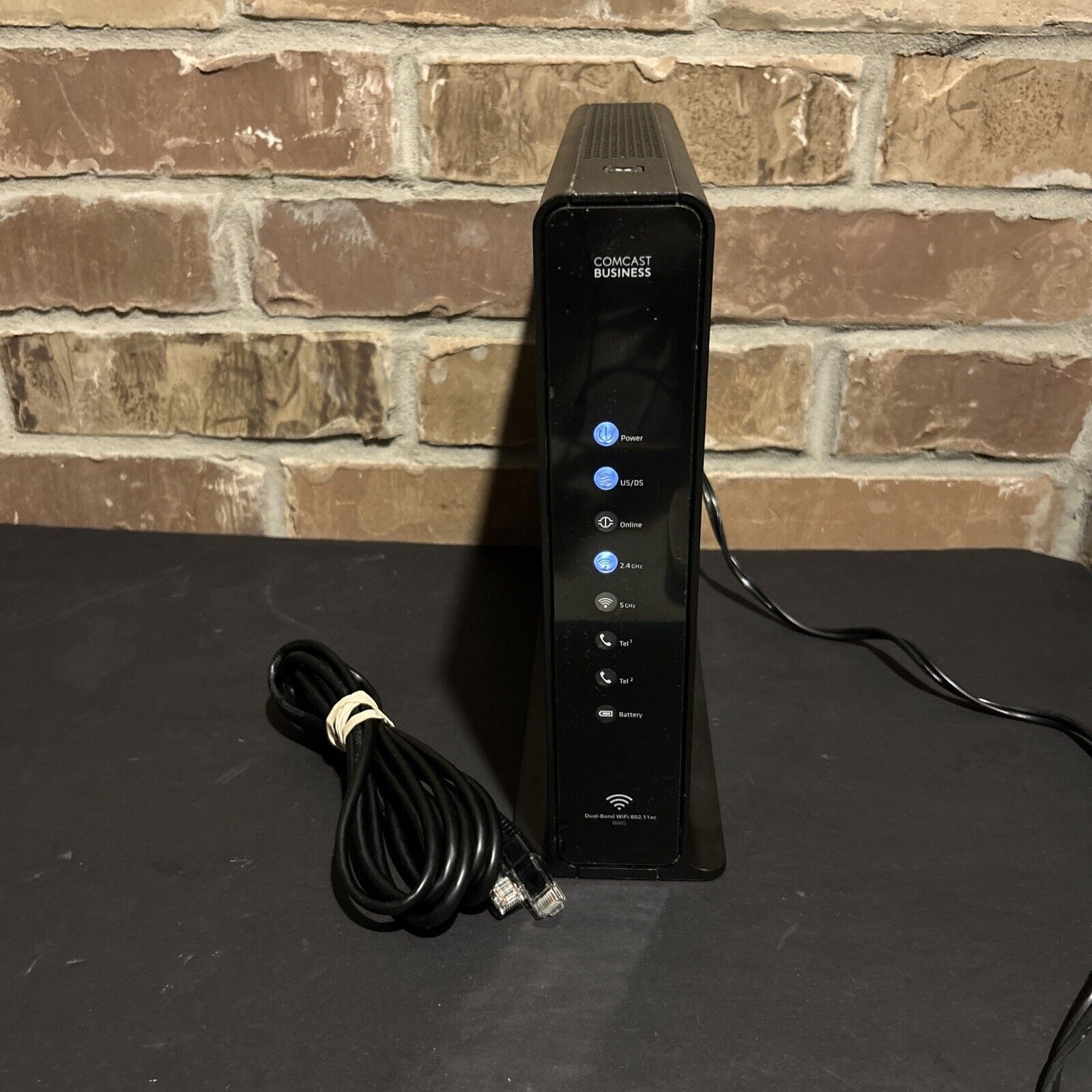 Technicolor DPC3941B Comcast Business Dual Band WiFi Cable Modem Router ...