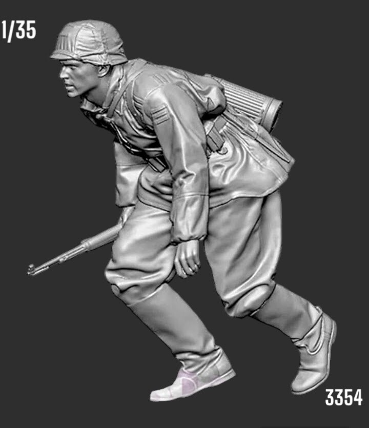 1/35 Resin Figure WW2 German Soldier Running & Dodging Shellfire Model ...