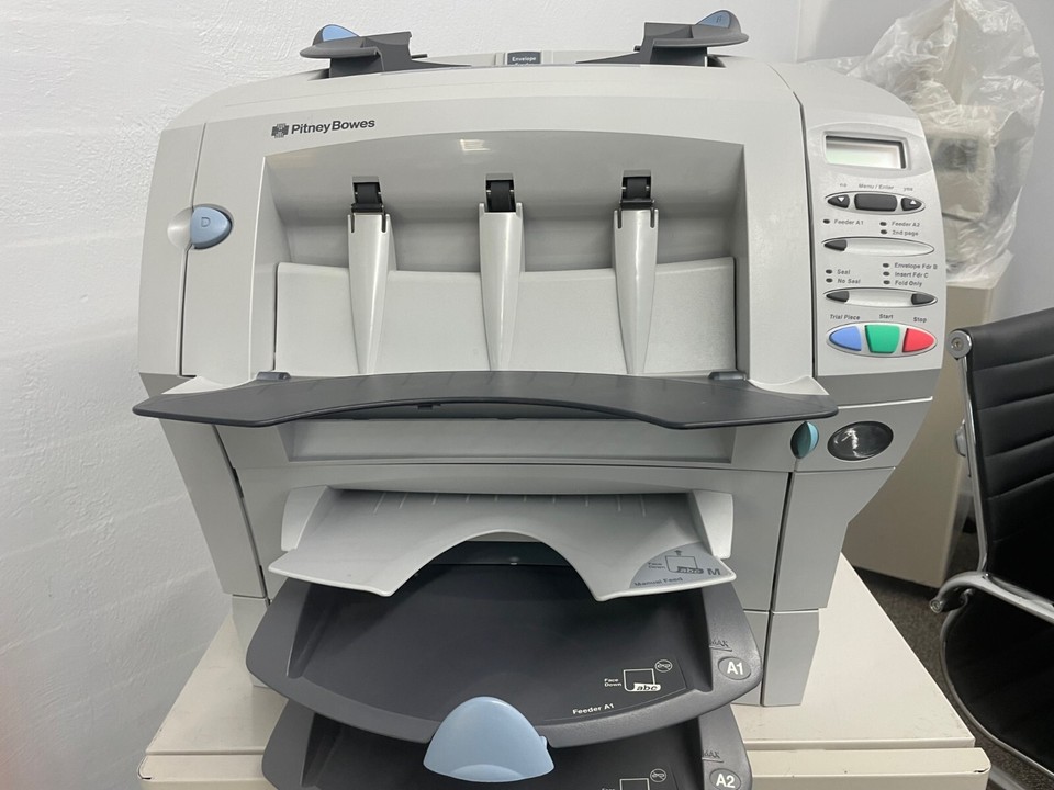 Pitney Bowes Desktop Folder/Inserter with 2 sheet feeders and 1 insert ...