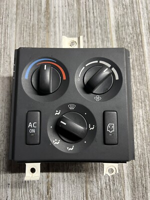VOLVO VNL 2-GEN COMMERCIAL TRUCK DASH MODULE A/C CLIMATE CONTROL, P ...