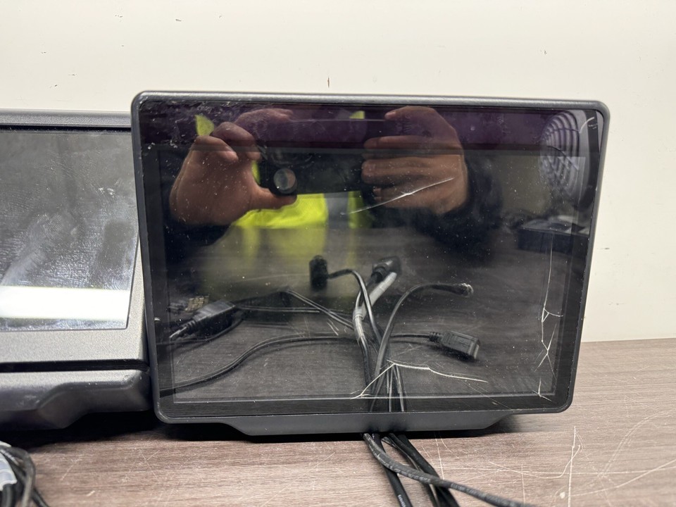 Lot Of 2 VisuaLimits VL-Focus 10.1-inch Casino Table Limit Sign PC ...