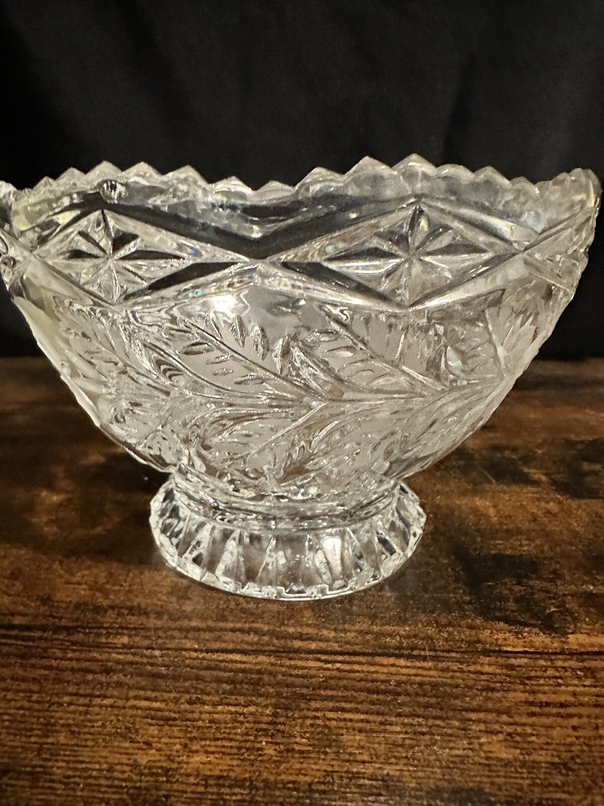 Beautiful 6" Crystal Saw Tooth Edge Bowl With Pedestal, Floral Design ...