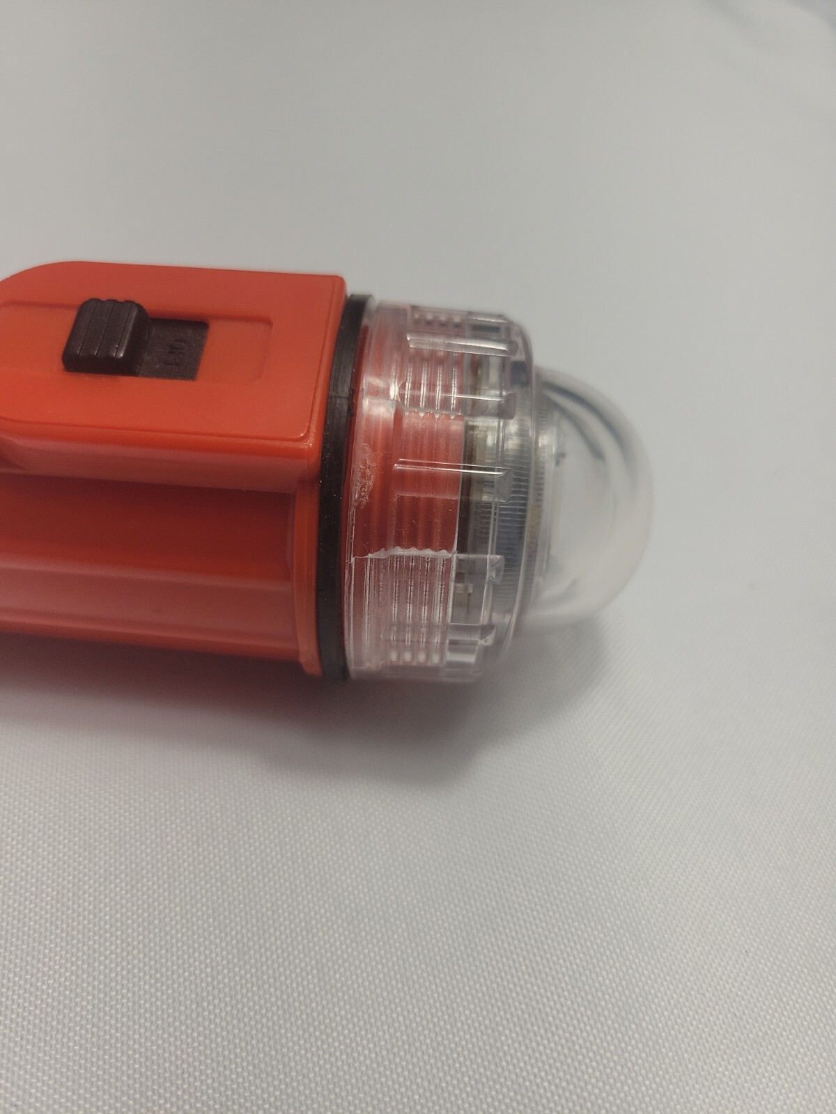 ACR Electronics Model ACR-733 Overboard Location Alert System Float-On ...