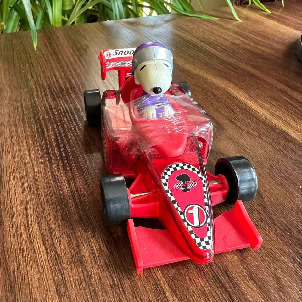 Rare Peanuts Race Car Driver Snoopy #1 Toy Race Car Red, Candy-Filled ...