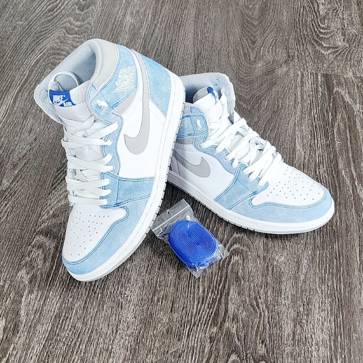 Nike Air Jordan 1 Retro High OG Hyper Royal Cloud blue | eBay Nike Air Jordan 1 Retro High OG Hyper Royal Cloud blue | eBay