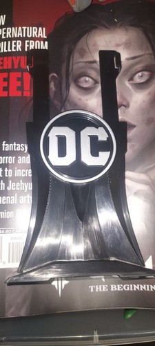 McFarlane DC Collector Edition Character Trading Card Holder Display ...