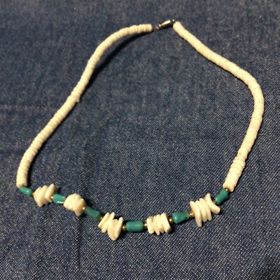 Vintage Pooka Shell Choker Necklace 15” White with Blue Stone Accents ...