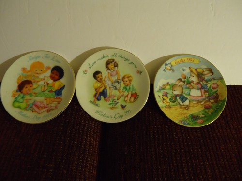 Three Avon Mini Collectors Plates 1991 and 1993 | eBay