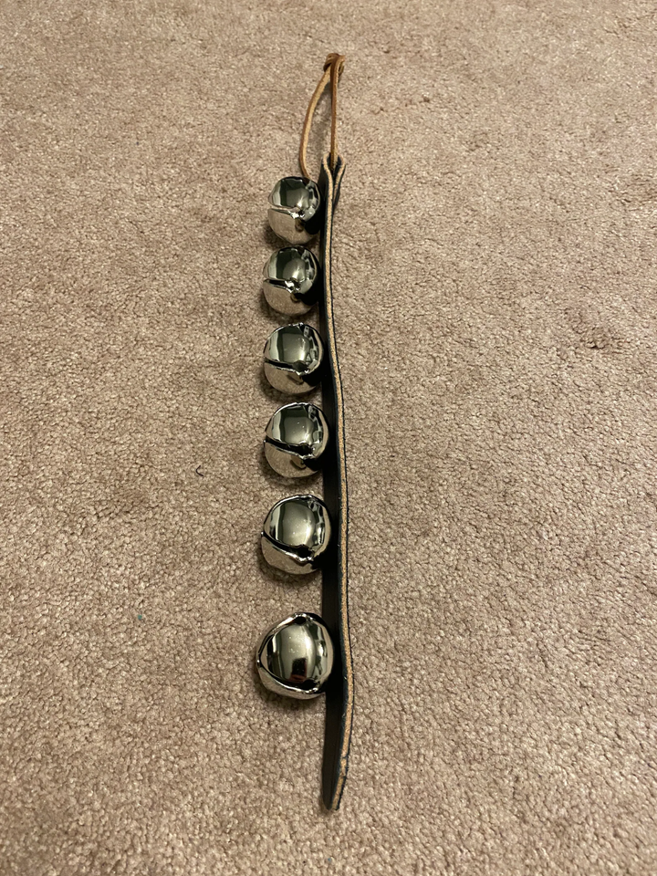 SLEIGH BELLS LEATHER Christmas Hanging Leather Brown 6 Bell Leather ...