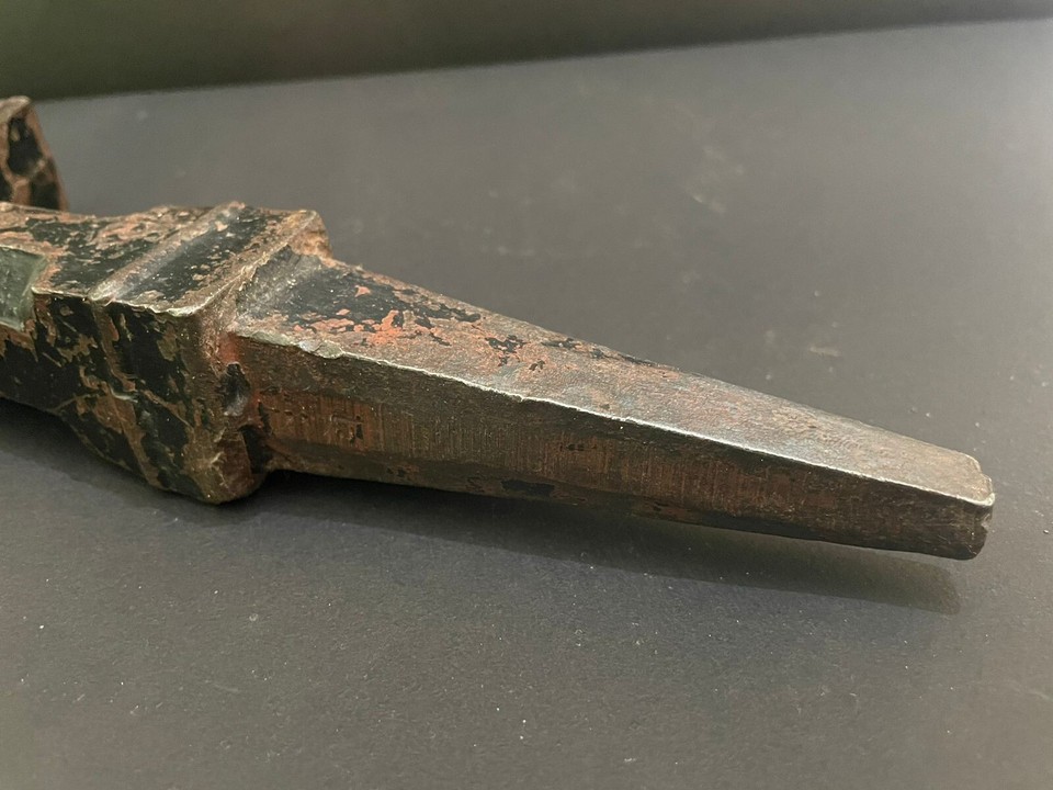 Old 19th" Vintage Hand Carved Stake Blacksmith's Rustic Iron Horned ...
