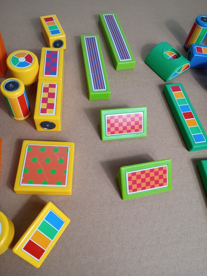 VTG Hilco Playwell Magnetic Building Blocks 32 Pieces Homeschool Toy | eBay