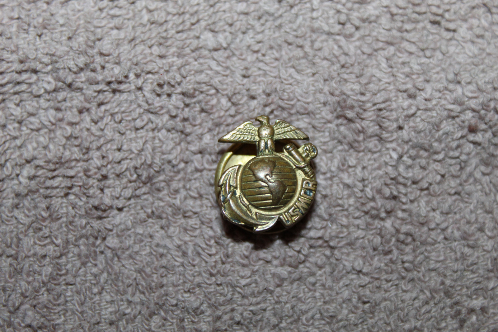Original WW2 U.S. Marine Corps Reserve EGA Metal Lapel Insignia Device ...