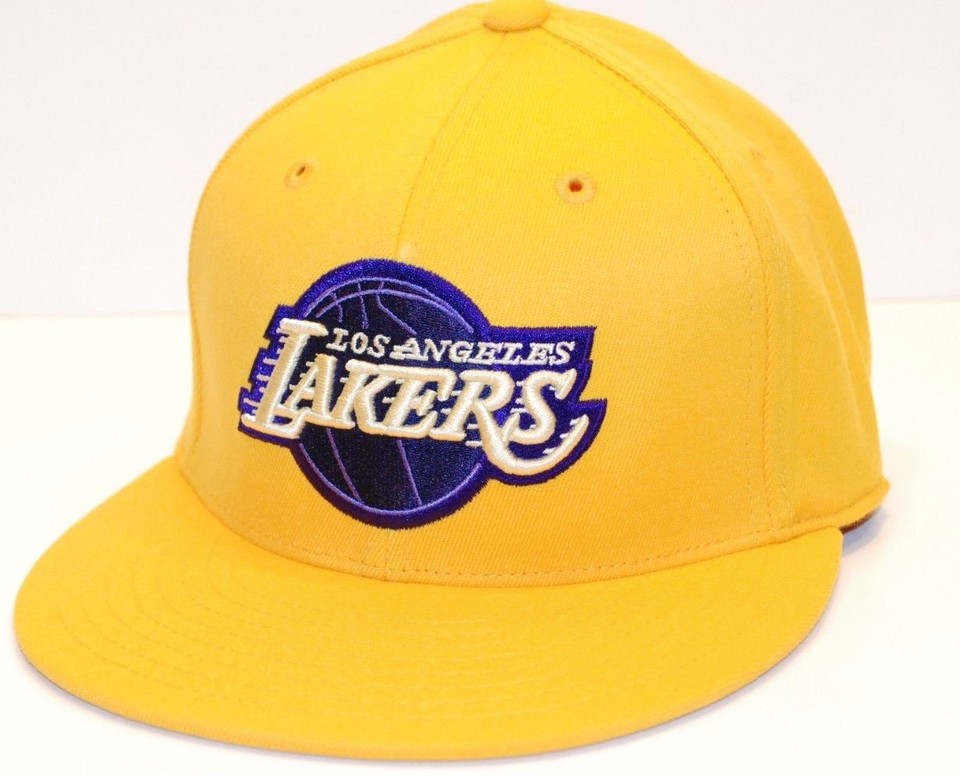Los Angeles LA Lakers Adidas M026Z NBA Basketball Team Logo Stretch Fit ...