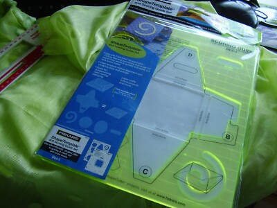 Fiskars Shape Template & Scoring Guide Set - Box 1- 4873 - NEW | eBay UK