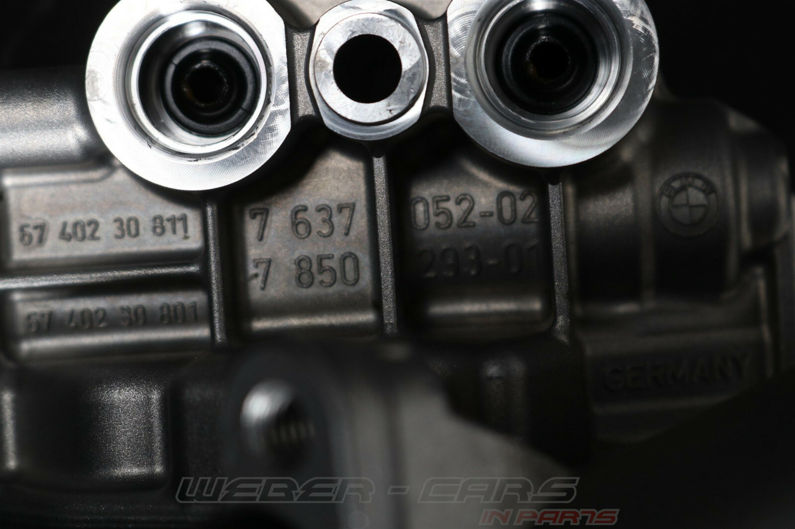 8683206 BMW M4 F82 M3 F80 Oil Filter Housing Aluminium Thermostat 450km ...