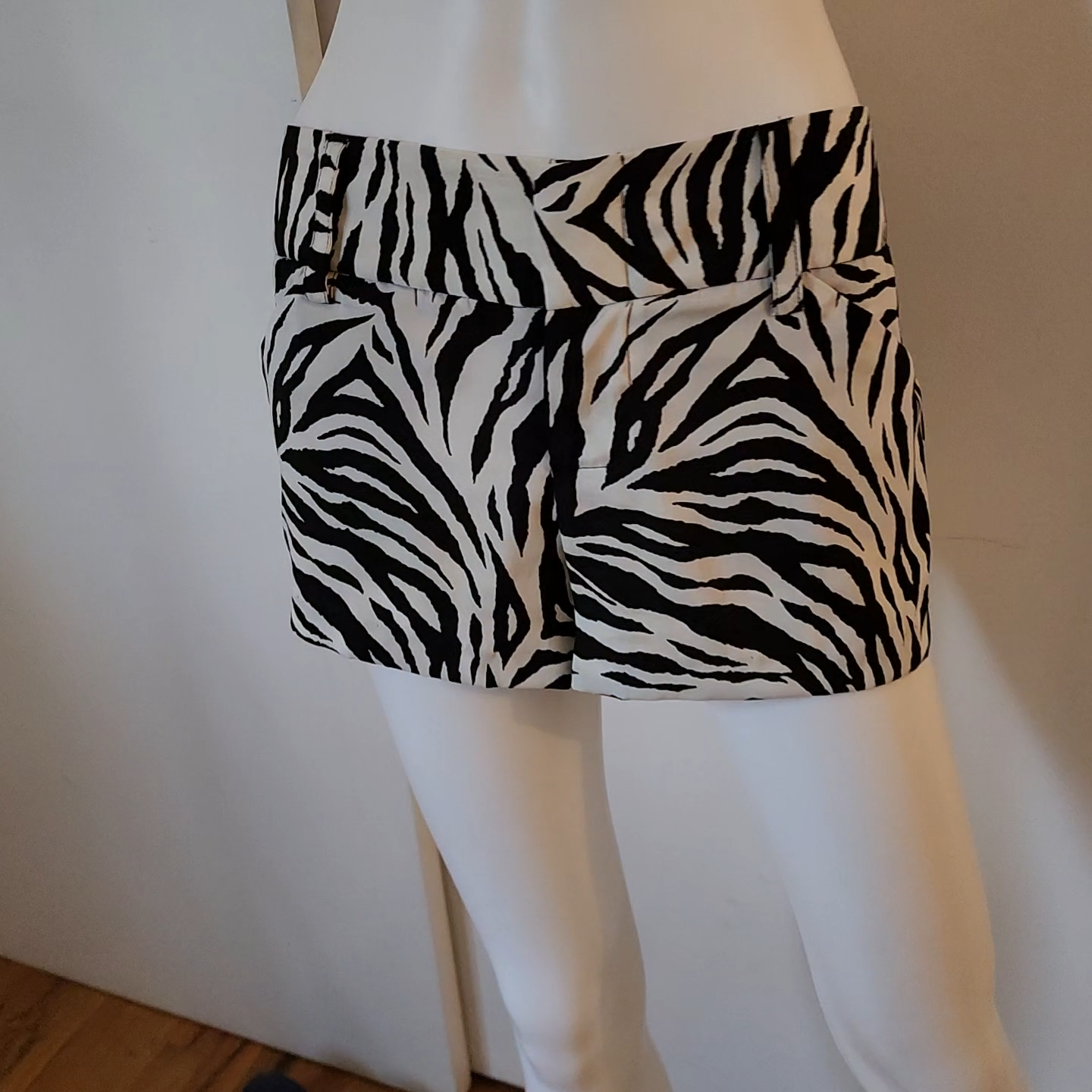 Alice & Olivia Silk Zebra Stripe Shorts | eBay