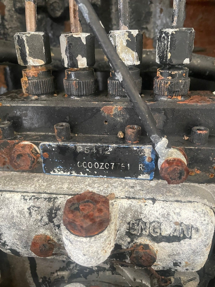 bedford 220 4 Cylinder Diesel Engine With Gearbox SPARES OR REPAIRS ...