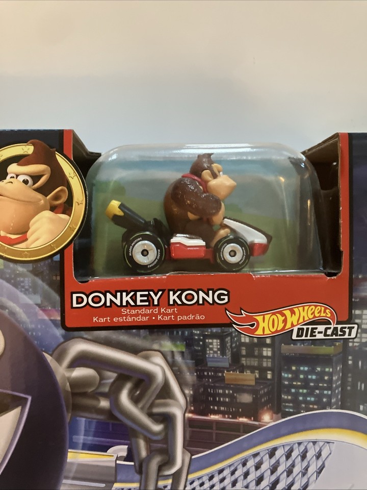 Hot Wheels Mario Kart Chain Chomp Track Set with Donkey Kong Standard ...