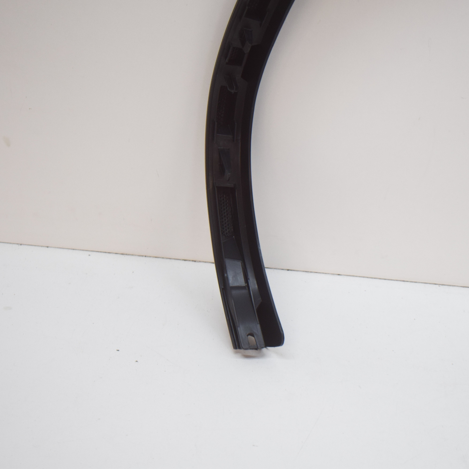 VW TOUAREG 7P Rear Left Wheel Arch Cover Trim 7P6854819B9B9 NEW OEM | eBay