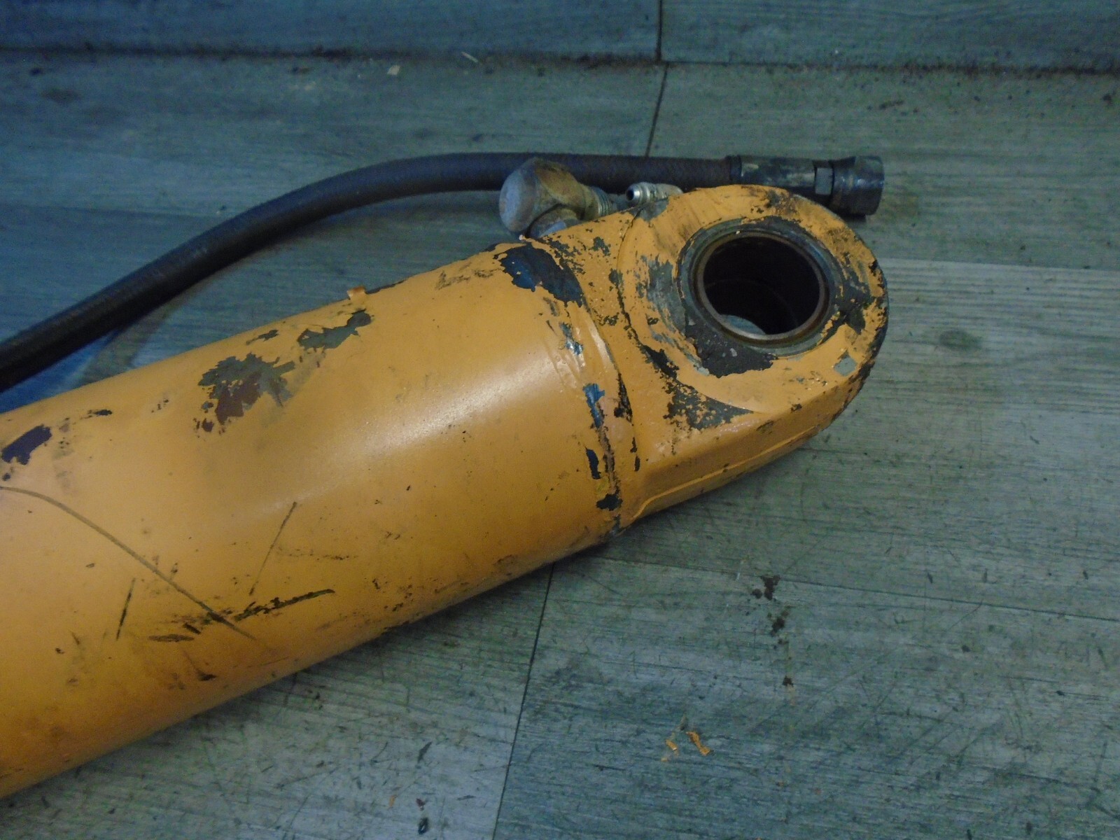 Backhoe Case 580 Super K Boom Cylinder Hoist Lift #1 | eBay