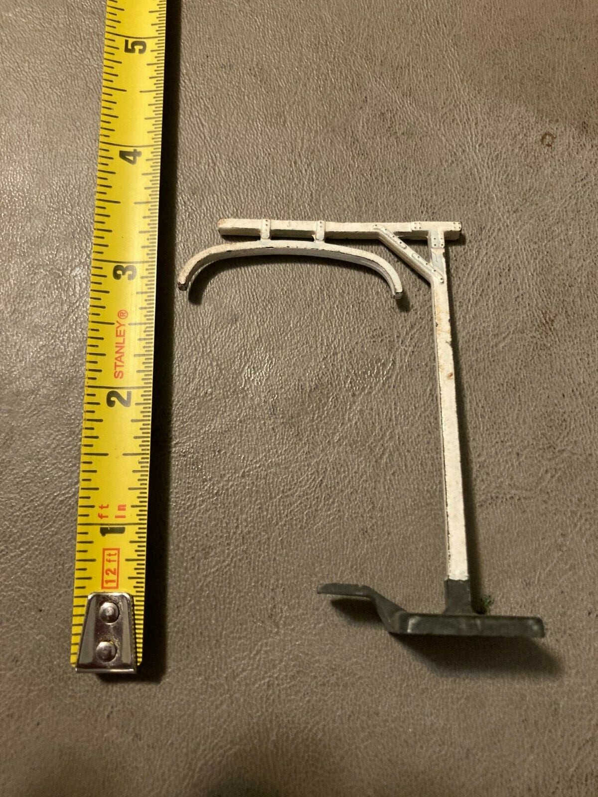 Triang R-87 Signal / Train Display - Diecast | eBay