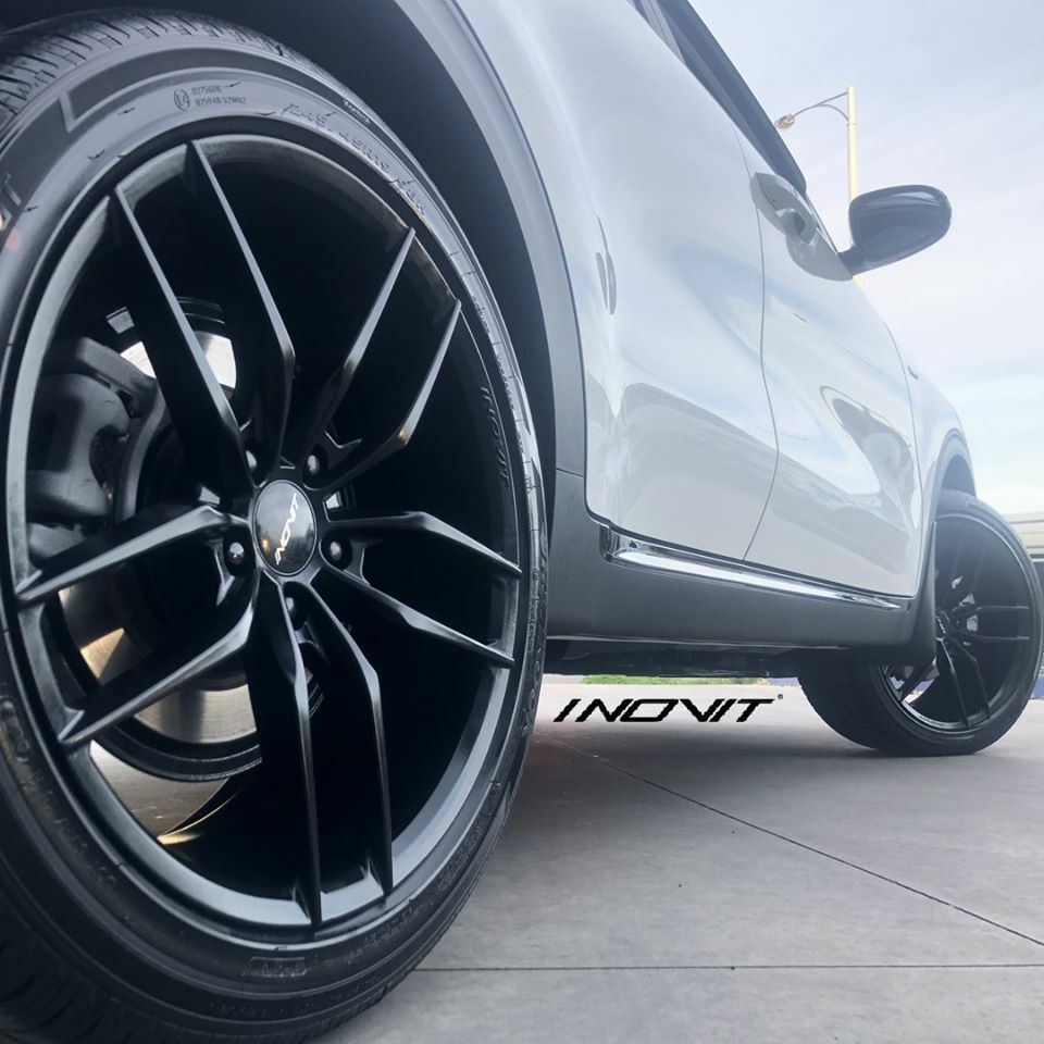 19" Inch Holden Commodore VF VE VY BMW Inovit Vector Wheels Black ...