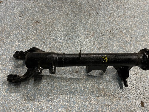 Mercedes W110 W111 tail fin rear axle support tube right A1103570017 | eBay