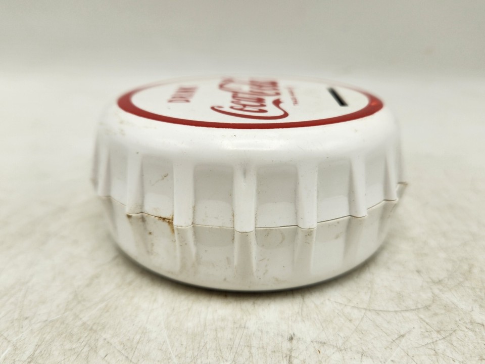 Vintage Drink Coca Cola Trademark Plastic Bottle Cap Advertising Coin ...