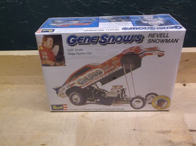 Gene Snow Revell Snowman Vega Funny Car 1/25 Scale 1996 Model Kit H1459 ...