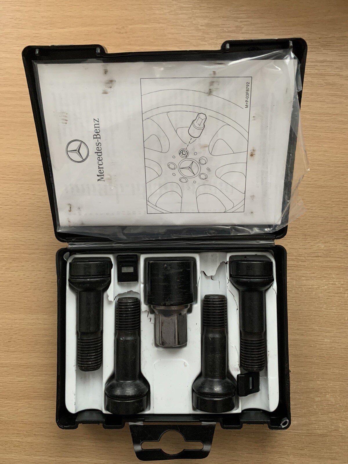 Genuine Mercedes-Benz Locking Wheel Bolt Set A0019901607 With Box ...