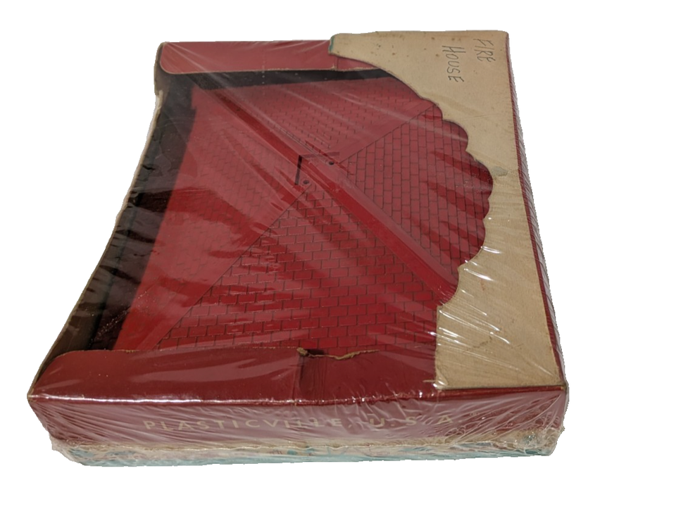 PLASTICVILLE FIRE HOUSE KIT FH-4 + K-Line Telephone Poles | eBay